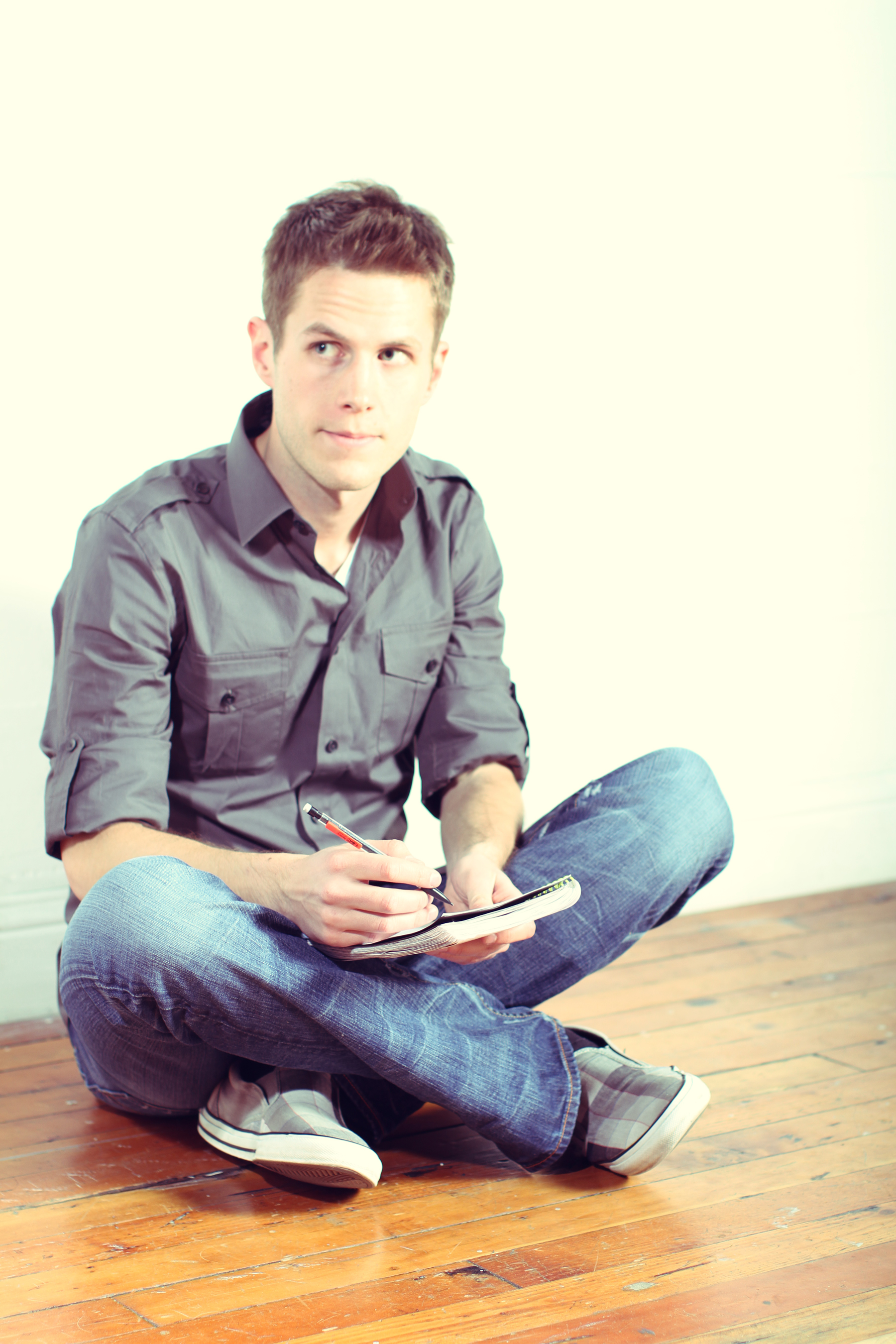 Hilarious and cute, Matt Inman, creator of The Oatmeal : r/LadyBoners